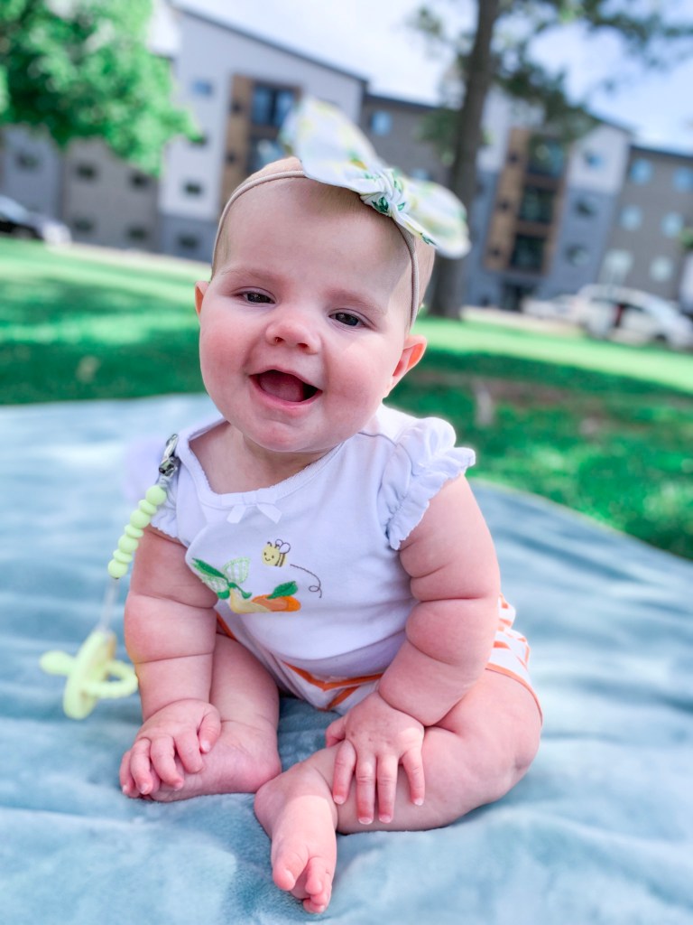 DIY Baby Photoshoots – Living Lemonade